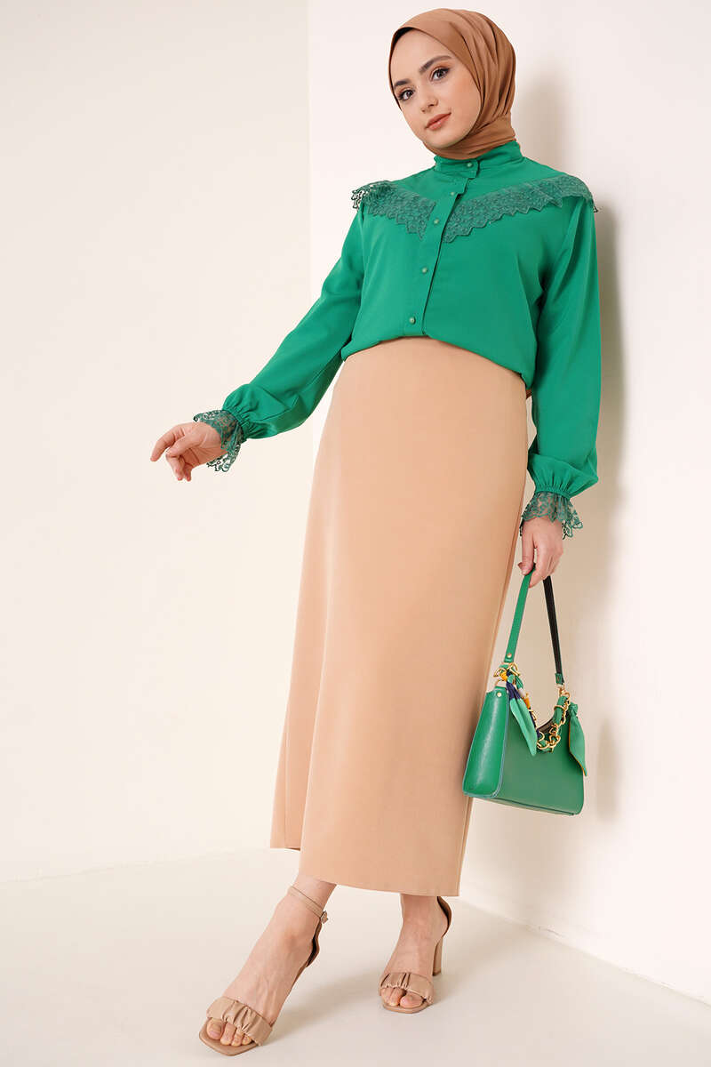 Kapalı Yırtmaçlı Kalem Etek Latte